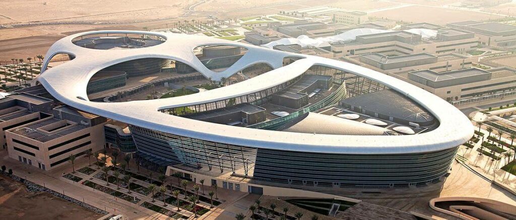 ZAYED UNIVERSITY | Reimagine Education Awards & Conference