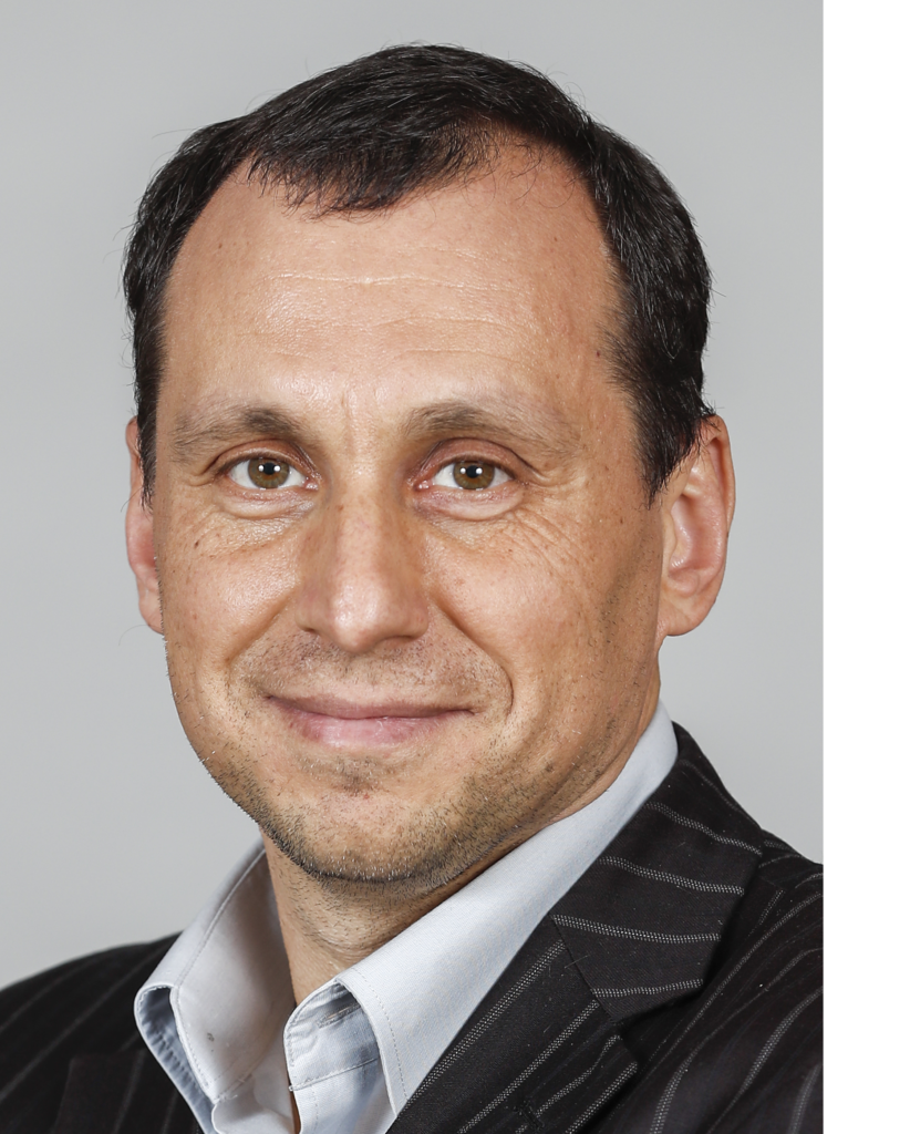 Making humorous educational videos through an educator-comedian ...